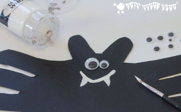 Halloween Bat Handprint Craft - Kids Craft Room